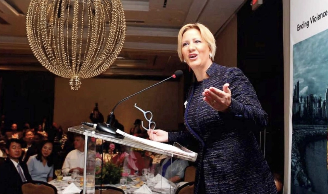 I wanted to find Christ, and I found Him, former First Lady says ...