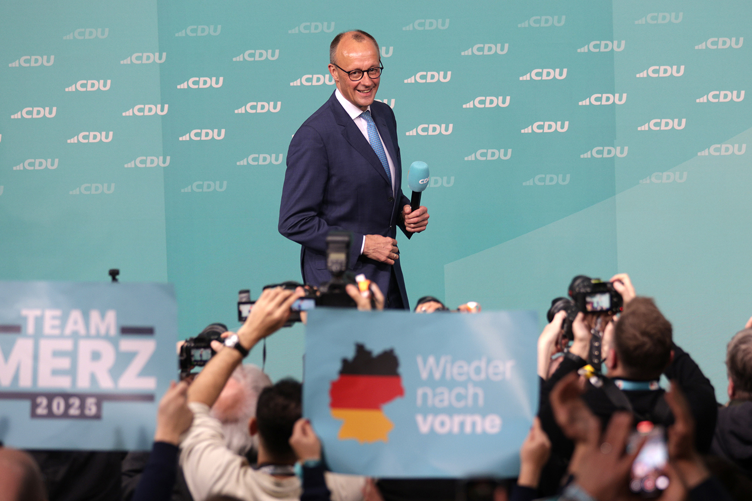 Following political shift in Germany's election, leader of Evangelical ...